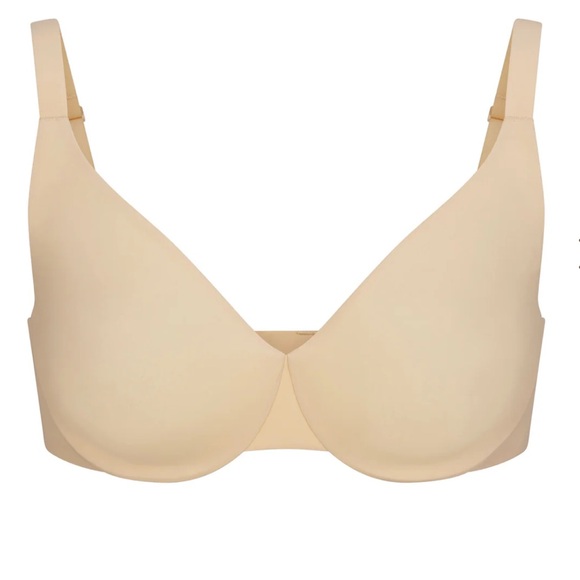 SKIMS | Intimates & Sleepwear | Nwt Skims Smoothing Bra | Poshmark